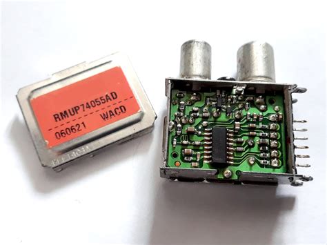 I2c Analog Tv Modulator Controlled By Arduino · One Transistor