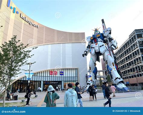 Tall Life Size Gundam Robot At Lalaport Fukuoka Japan Editorial Image