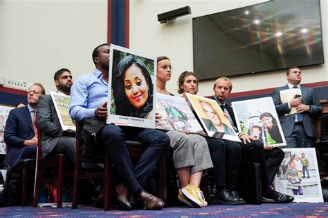 Boeings Lawyers Argue For Plea Deal Opposed By Families Of Those