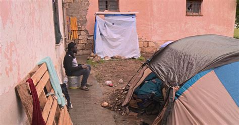Video Hilflos Obdachlos Monitor Ard Das Erste
