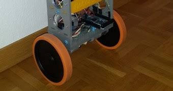 3D Printed Raspberry Pi Robot Can Stand Upright On 2 Wheels Video