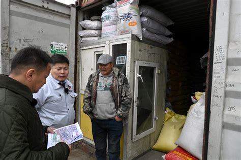 Фото Нийтийн эзэмшлийн зам талбайд стандарт мөрдүүлэн зөрчлийг
