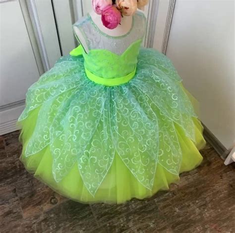 Очень пышное платье на 2 4 года сшито на заказ продаю за 2500 Набор 600р на 1 5 3 года Набор