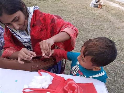 তারুণ্যের ছোঁয়ায় তারুণ্যের ছোঁয়ায় পরিবর্তন সোসাইটি