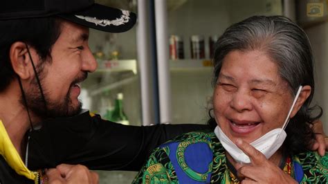 ป้าเขียด นภาพร หงสกุล ดารารุ่นใหญ่ กับชีวิตปัจจุบัน ในวันที่ไม่สามารถพูดได้