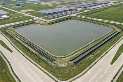 鴻海威州廠太陽能工程已完工 2000塊太陽能板最大化再生能源 產業動態 財經 Nownews今日新聞