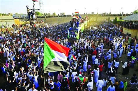 الحكومة السودانية توقع اتفاق سلام نهائيًا مع الحركات المتمردة