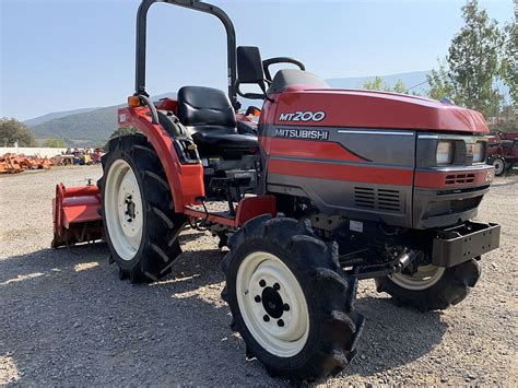 Τρακτέρ Mitsubishi MT200 | Παούρης Τρακτέρ