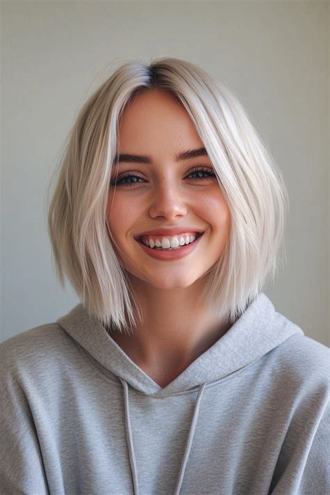 27 Stunning Medium Length Inverted Bob Haircuts In 2025 Creativebooster