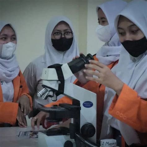 Maukuliah Sekolah Tinggi Ilmu Kesehatan Medistra Indonesia