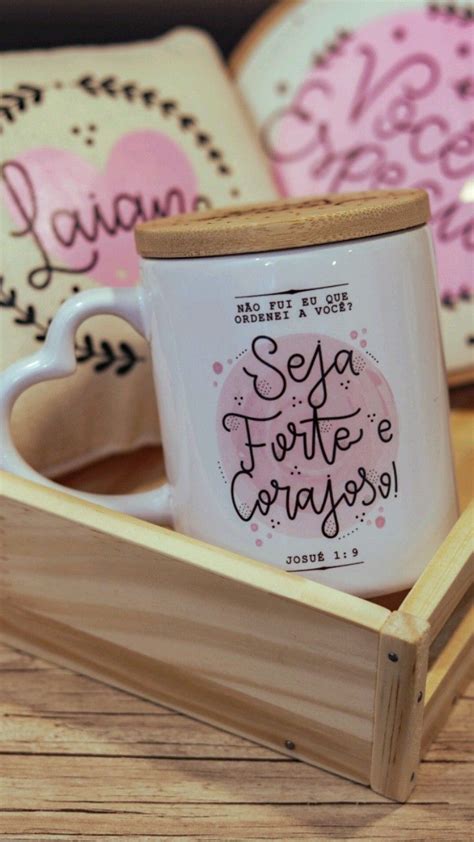 Kit Presente de Aniversário Caneca almofadinha bastidor e bandeja