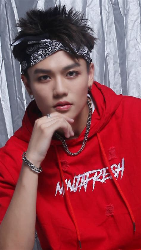 Temukan 18 Ide Evan Lin Yanjun Di Papan Pinterest Ini Xiao Aktor