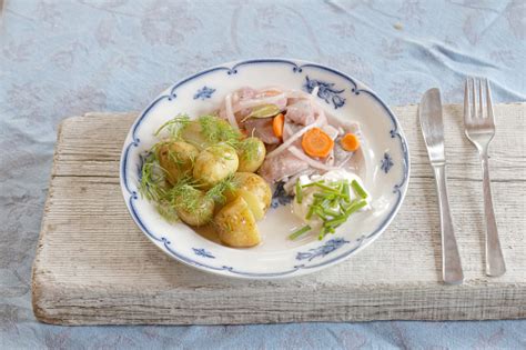 요리로는 청어 감자 차이브 사워크림 딜 및 손금 아이올리에 대한 스톡 사진 및 기타 이미지 아이올리 0명 2015년