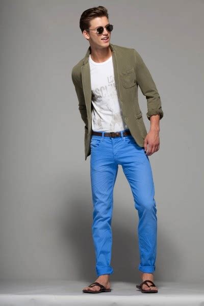 Alfred Kovac Pieds Nus 3 Mannequin Tumbex