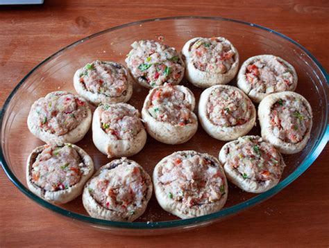 Рецепт шампиньонов, фаршированных мясом с фото пошагово на Вкусном Блоге