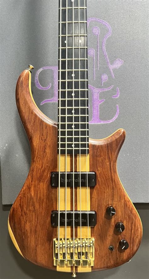 Pedulla Thunderbass 5 String Lowend Bass Shop Vault
