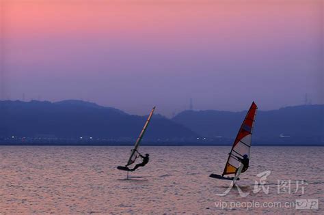 浙江玉环：扬帆逐浪备战大赛 人民图片网