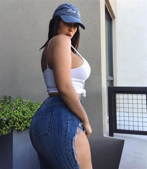 Thick Australian Porn Pic