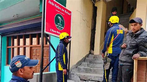 Joshimath News Uttarakhand Government To Begin Demolition Of Houses