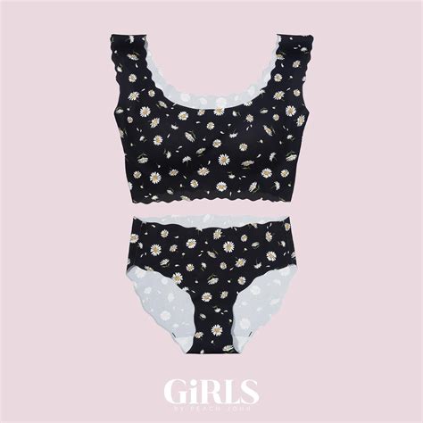 Girls By Peach John ガールズ バイ ピーチ・ジョン 🤍 𝑺𝑼𝑴𝑴𝑬𝑹 𝑪𝑶𝑳𝑳𝑬𝑪𝑻𝑰𝑶𝑵 🤍 ㅤㅤㅤㅤㅤㅤㅤ
