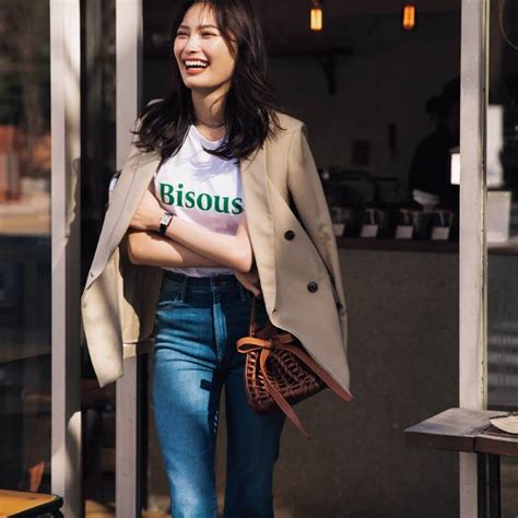 Bailaさんのインスタグラム写真 Bailainstagram「3月13日（土） お仕事にも行けるきちんと感と、“ちょっとそこまで