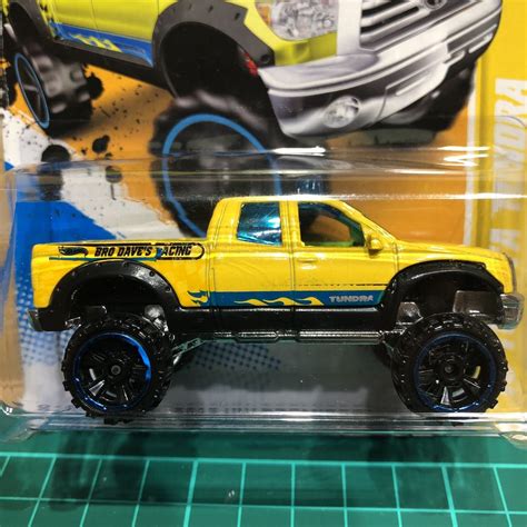 Yahooオークション Hot Wheels ホットウィール トヨタ タンドラ ダ