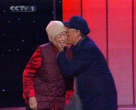 图文：2008央视春晚 “白云黑土”再现舞台影音娱乐新浪网