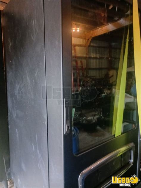 2019 Wittern FSI USI 3565 Snack And Drink Combo Vending Machine For