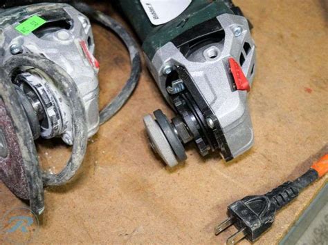 3 Metabo GMBH Angle Grinders 4 1 2 Roller Auctions