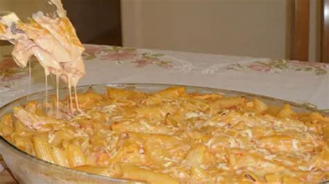 Macarrão cremoso calabresa agora eu só faço assim veja aqui