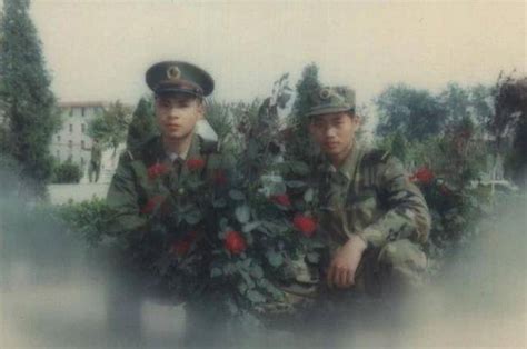 战友1999年义务兵退伍，我2022年正营转业，现在他是局长我是科员 哔哩哔哩