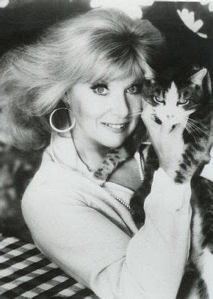Sheila Macrae Biography