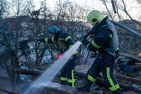 Віталій Кличко про нічну атаку дронів пошкоджені кілька житлових