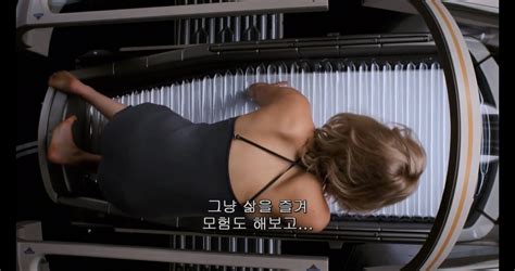 Naked Jennifer Lawrence In Passengers