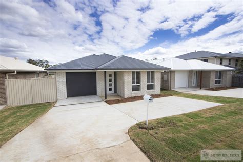 Gatton Qld 4343 3 Beds House For Rent 520 Per Week Water
