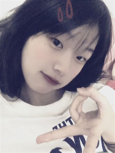 投稿身边人 女友 同学 on Twitter 网友投稿反差婊子 反差婊 投稿曝光