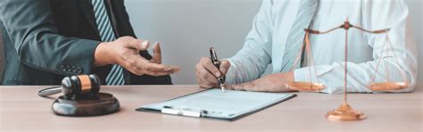 أفضل مكتب محامي في الإمارات سلمى سعيد الزيودي خبرة قانونية في إثبات