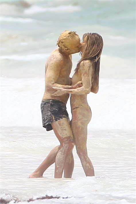 Niamh Adkins Topless 18 Photos Thefappening