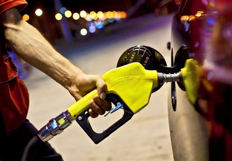 İndirim Gelen Benzine Zam LPG ye İndirim Geliyor arabavs