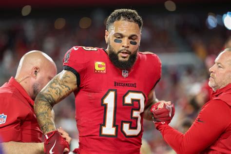 Mike Evans Injury Update Buccaneers Wr Hopefully Returns In Week 12