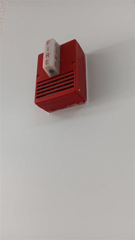 Can Anyone Identify This Fire Alarm Ive Never Seen One Like This One