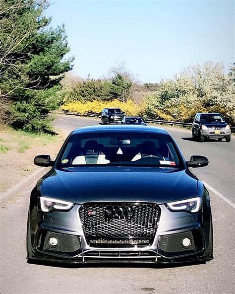 High Quality Caractère A5 S5 B8 5 Rs5 Style Conversion Front Bumper Set