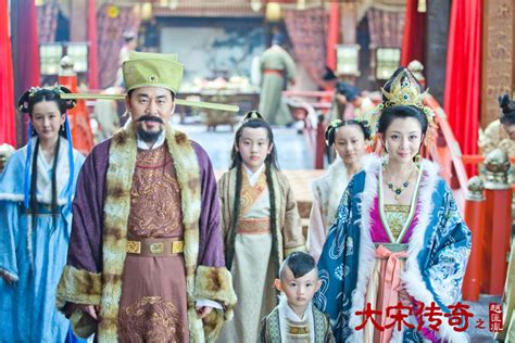 大宋傳奇之趙匡胤金馬影帝陳建斌為戲蓄鬍宋太祖從平民百姓到開國皇帝傳奇的一生四季線上4gTV