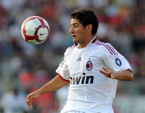 Torna La Champions Stasera Milan E Juve Ilgiornaleit