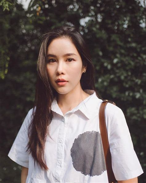 เบญ เรวิญานันท์ ประวัตินางร้ายหน้าสวย เจ้าของบทบาท ลาวทอง