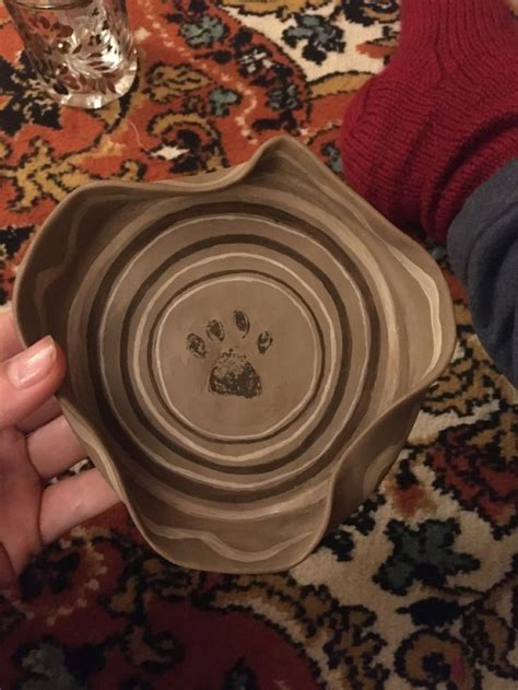 Подставка из глины