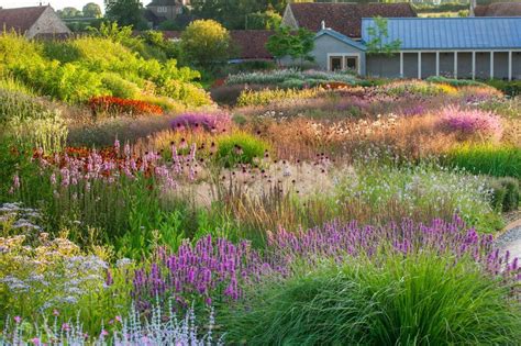Piet Oudolf Gardens Hauser And Wirth Landscape Architecture Modern Park Design