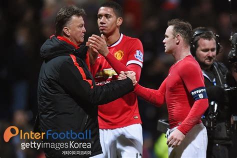 Ucl 분석실 고집 버린 판 할 해답은 ‘no10 루니스타저널