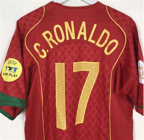 17 Cristiano Ronaldo Cr7 2004 Portugal Home Soccer Football Jersey Kit
