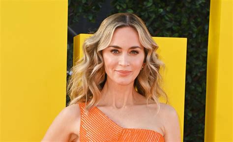 Emily Blunt Hints At ‘devil Wears Prada Sequel Home